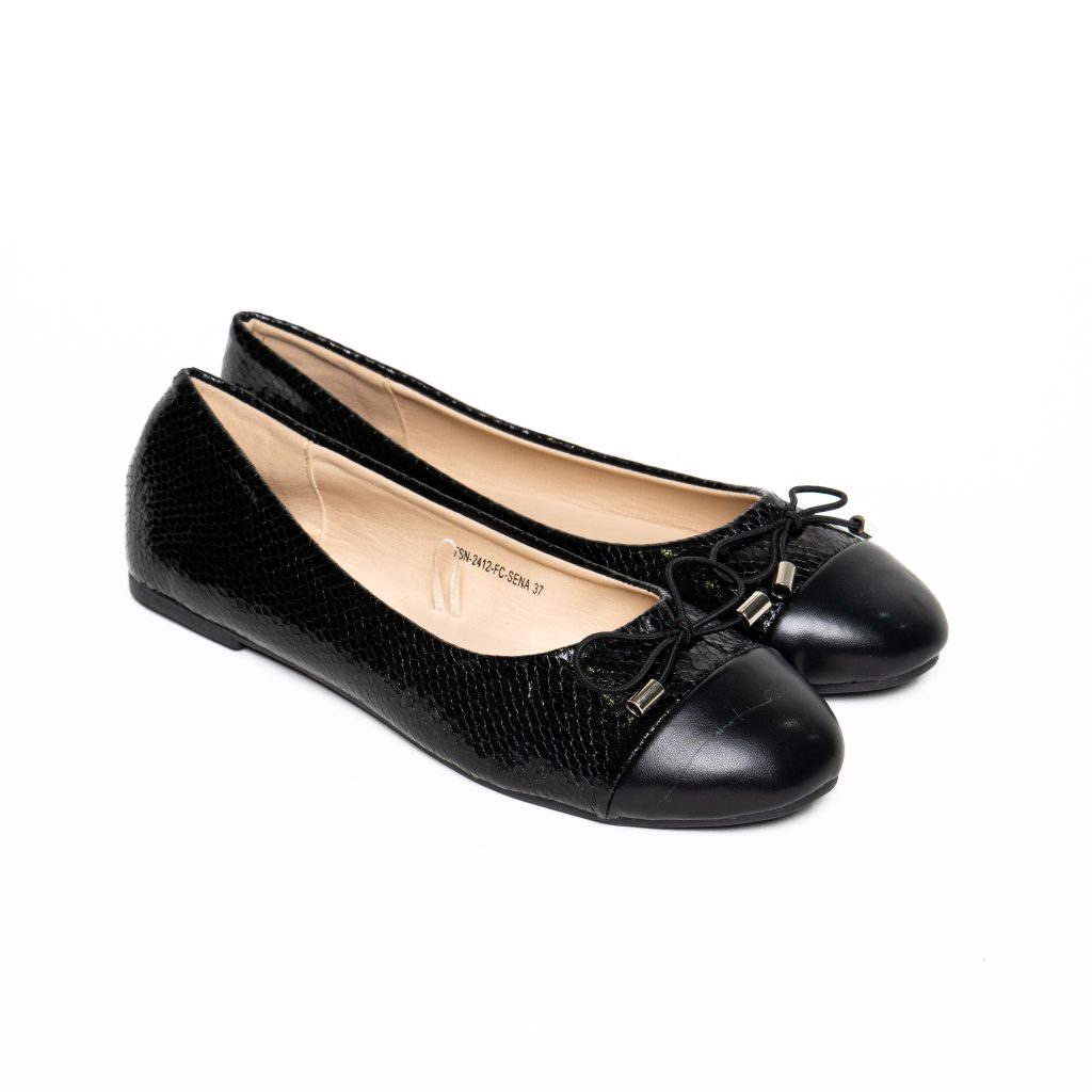 The Little Things She Needs - SENA [OE] Flatshoes Sepatu Wanita Black ...